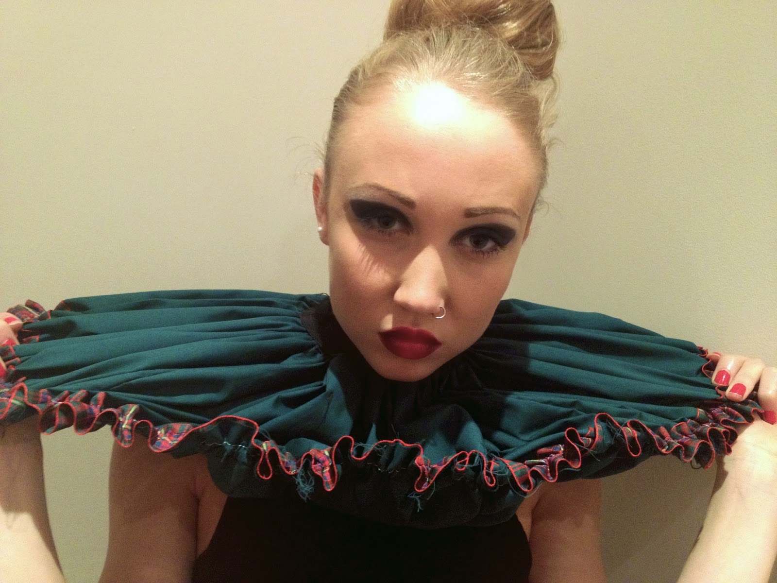 EVE VICTORIA: Punk / Anarchy / Textiles