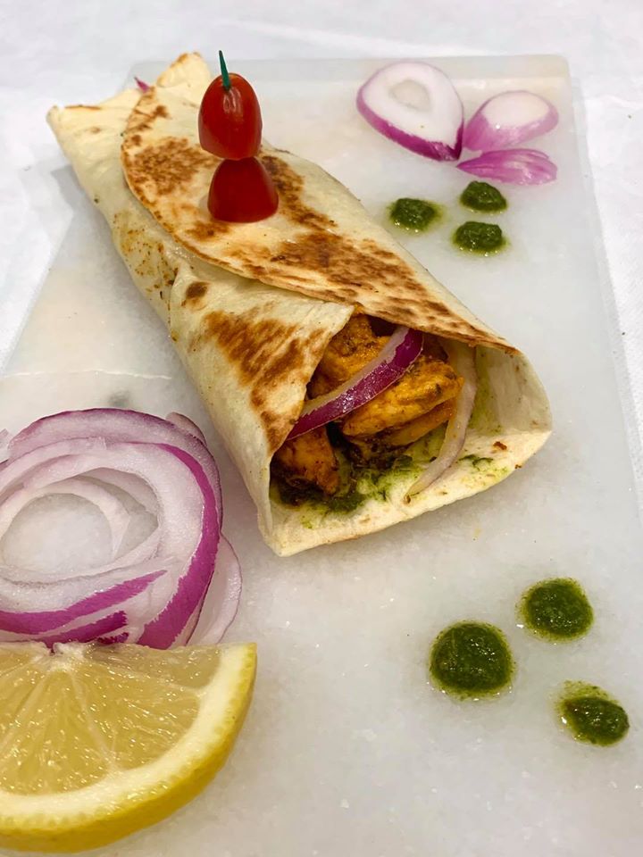 The Sizzling Pan: Chicken Kati Rolls/ Chicken Frankies