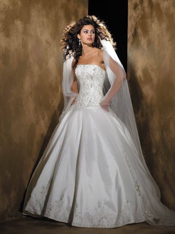 free knitting pattern: wedding dress models