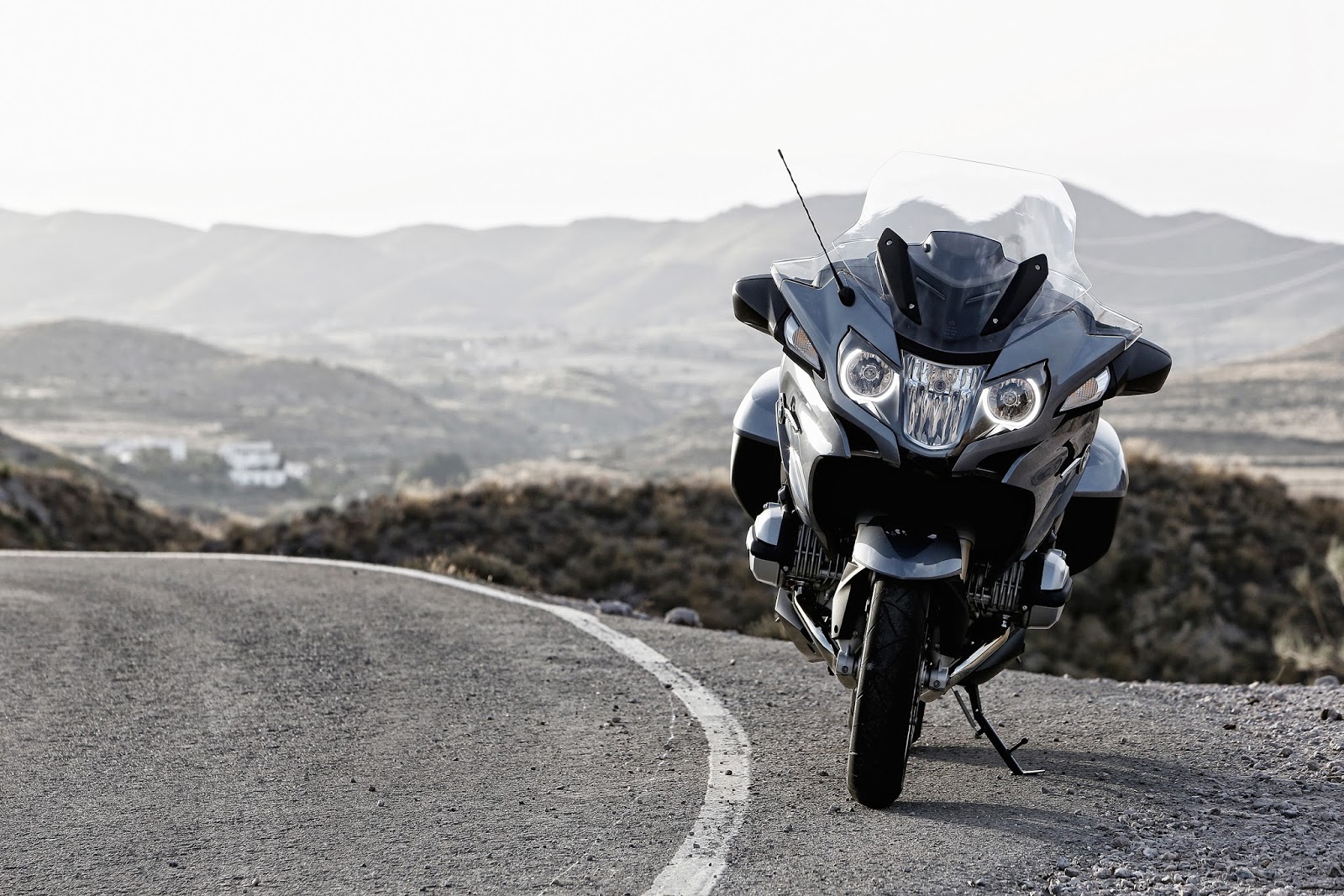 BLOG DO JORNALISTA ARNALDO MOREIRA: GRUPO BMW DE PORTUGAL COMEMORA UMA ...