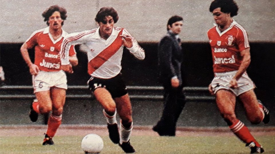 RIVER Y SU GRAN HISTORIA: EL PRIMER PARTIDO DE ENZO FRANCESCOLI EN RIVER