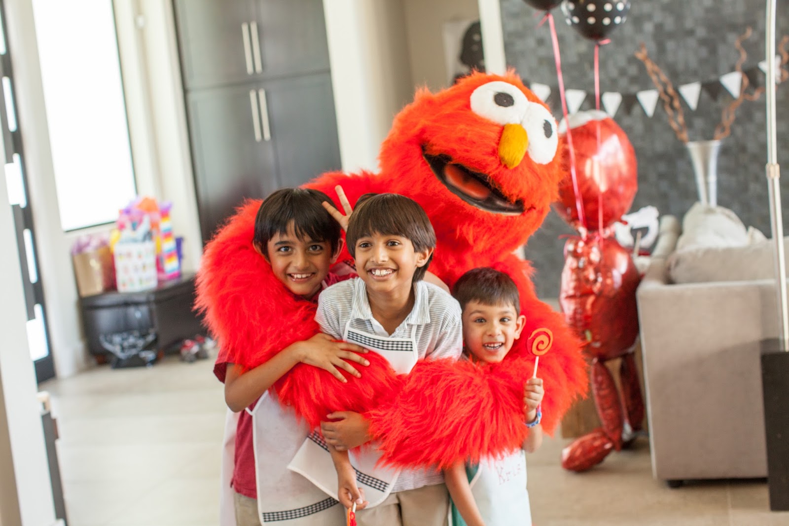 The Party Wall: Chef Elmo Play Kitchen Birthday Party