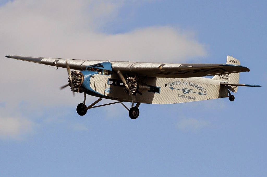 Aero Pacific Flightlines: Ford "Tri-Motor" arrives in Long Beach