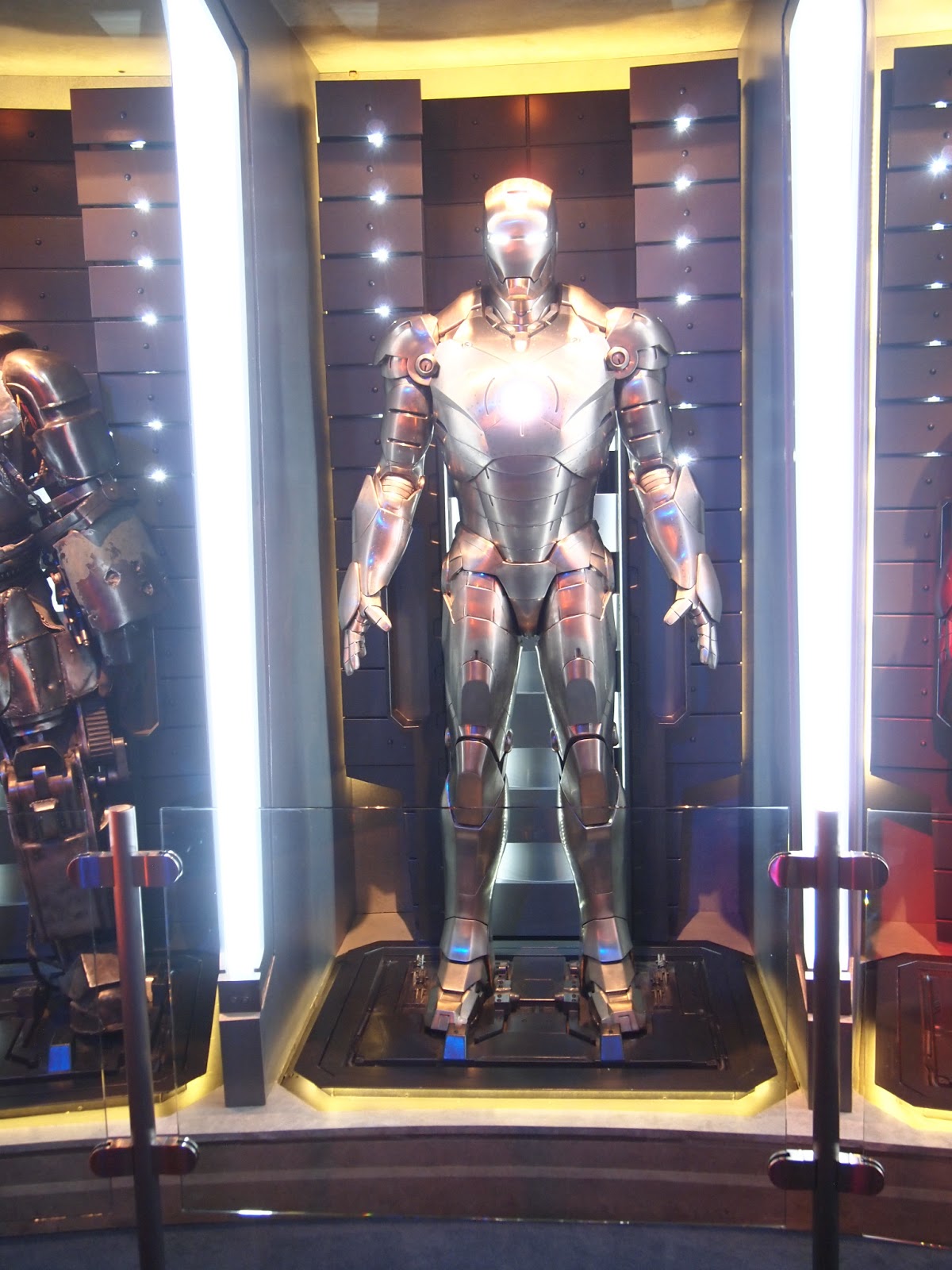 Sasaki Time: Review: Iron Man Tech exhibit at Innoventions in Disneyland!