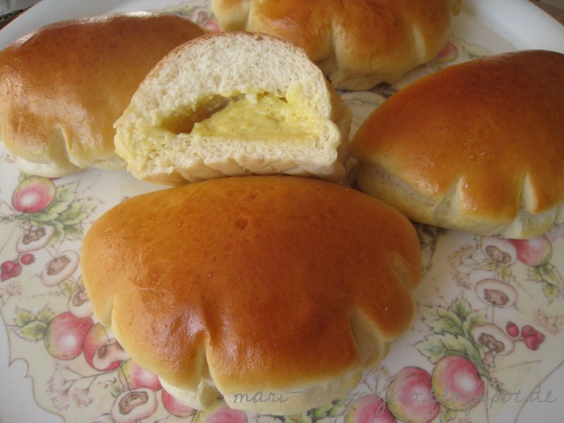 Kazuo: Cream Pan クリームパン