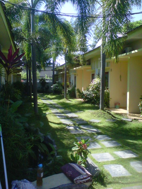 Gambar Taman Hotel Menarik Di Kota Paiton Jawa Timur