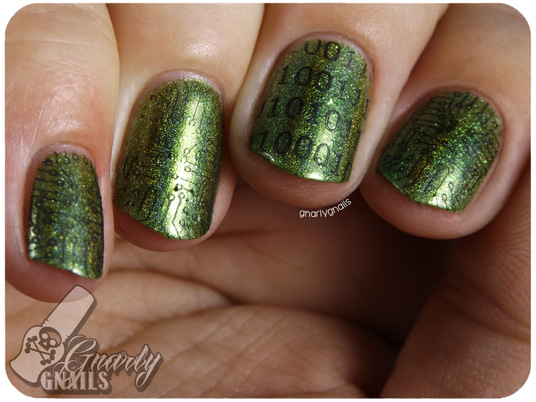 Nail-Art-A-Go-Go - Day 4 - Monochrome - Gnarly Gnails