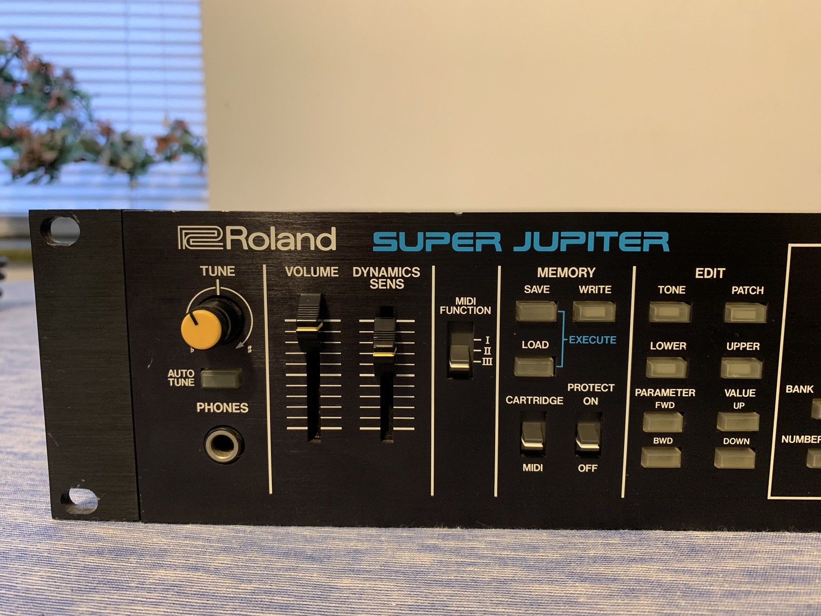MATRIXSYNTH: Roland MKS-80 Super Jupiter Analog Synthesizer With MPG-80 ...