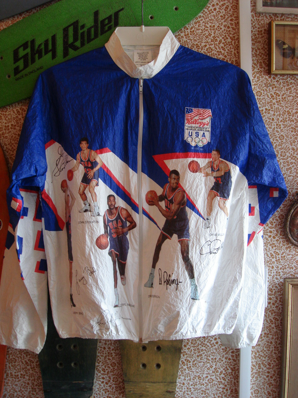 theothersideofthepillow: vintage kellogg's DREAM TEAM USA paper jacket ...