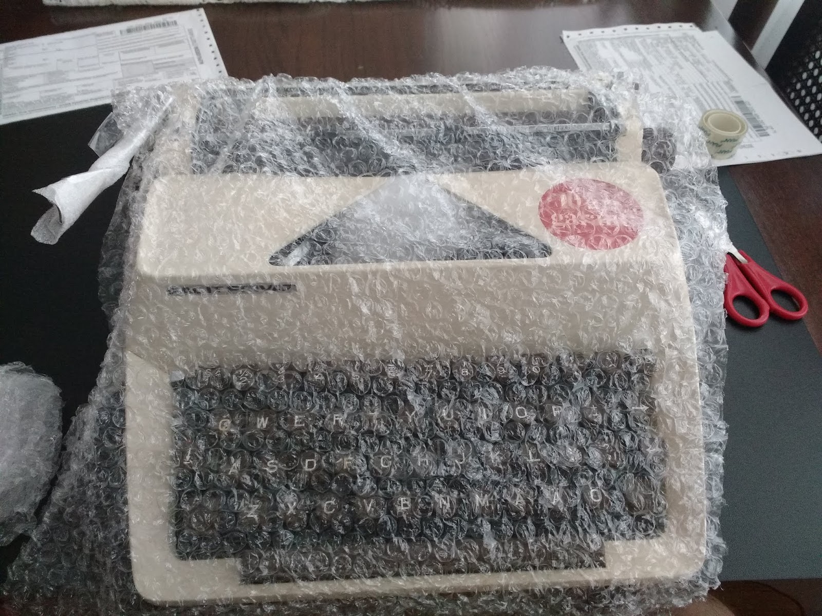 Forgotten Technology: How to pack typewriter for shipping
