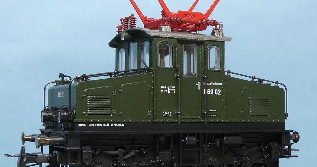 ドイツ連邦鉄道 支線用電気機関車 BR E 69 02号機 (TRIX 22551)