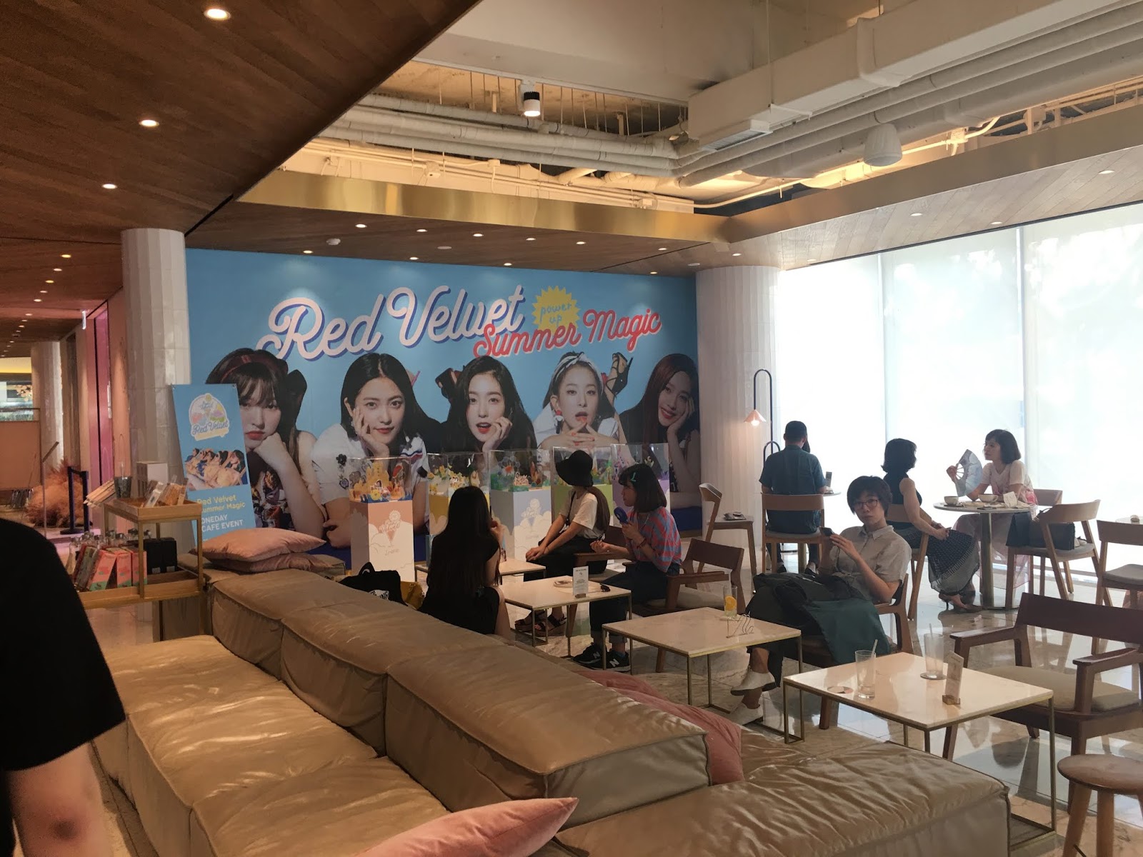 Celebrity SUM Café & SM Entertainment’s SUM Market : Un lieu parfait ...