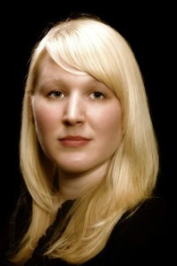 Two Chicks On Books: Blog Tour- THE LAST FAERIE QUEEN by Chelsea ...