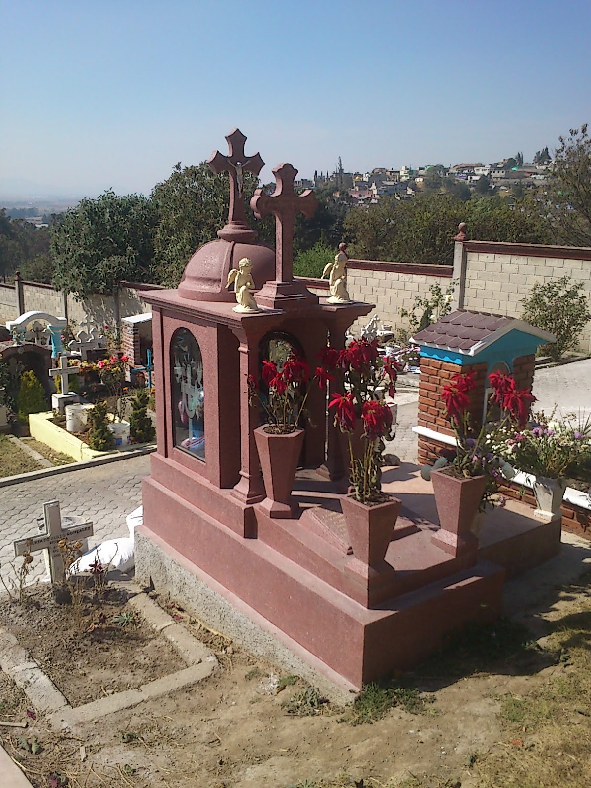 MARMOLERIA ROMERO: LAPIDAS VARIOS MODELOS