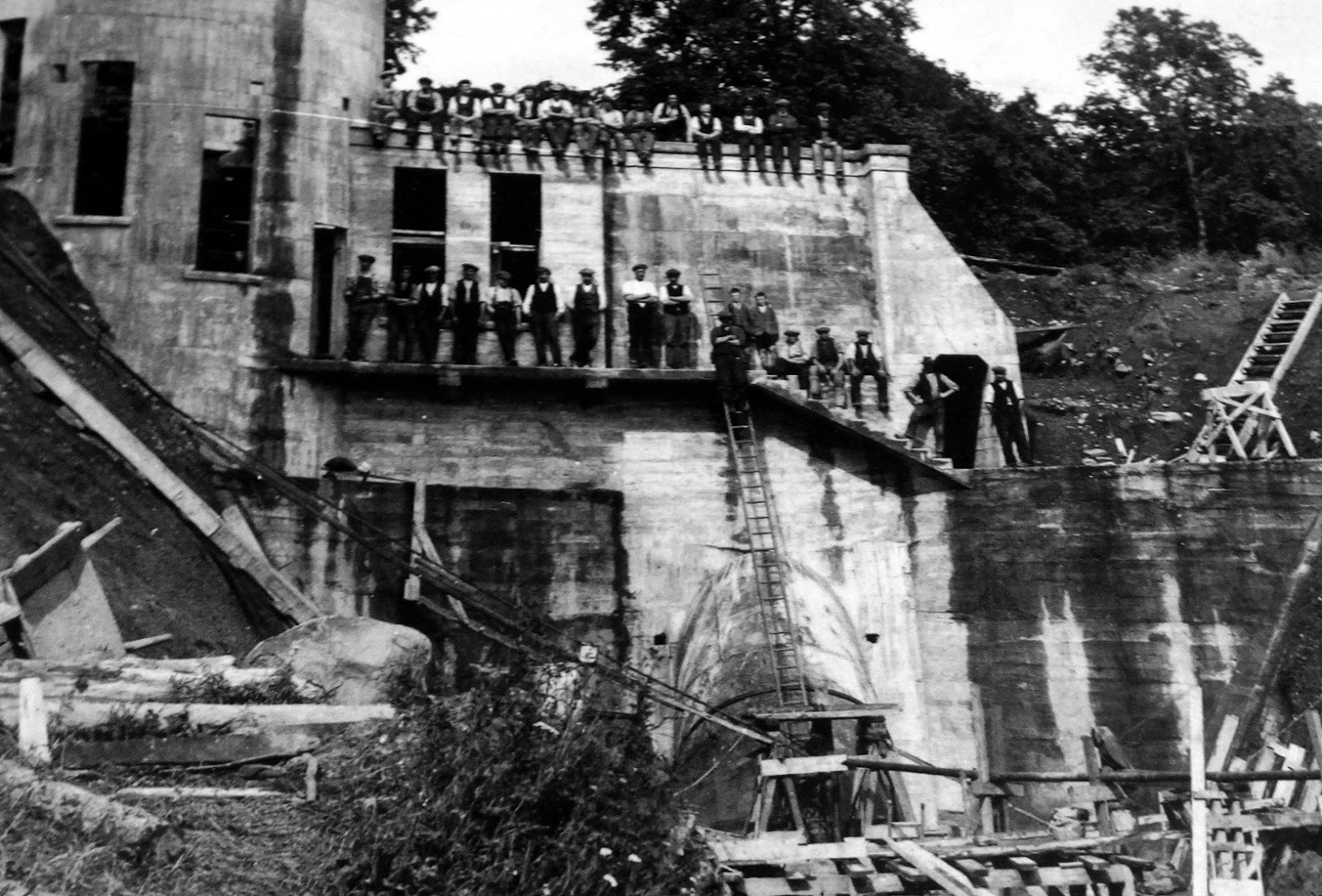 Tour Scotland: Old Photograph Cotton Mill Stanley Perthshire Scotland