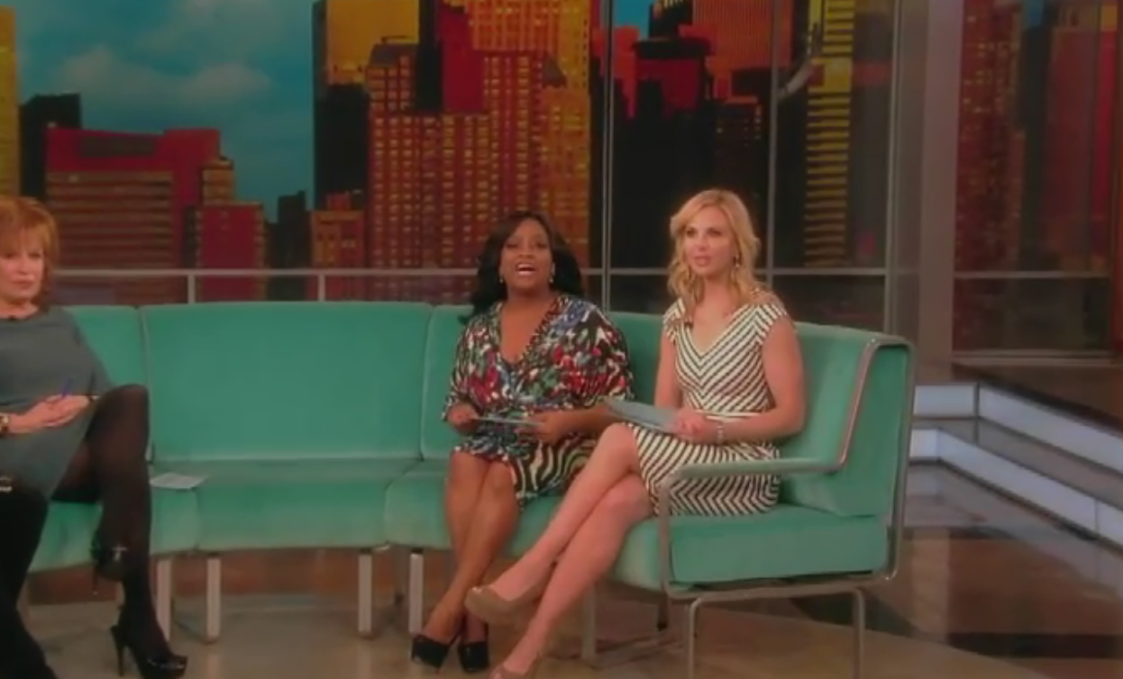Elisabeth Hasselbeck Legs: Elisabeth Hasselbeck Legs White & Black ...