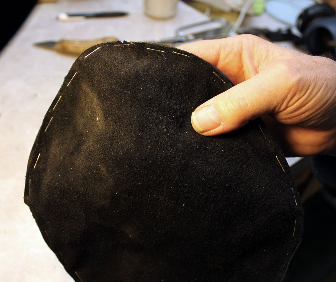 Tom Banwell—Leather and Resin Projects: Making a Plague Doctor's Hat