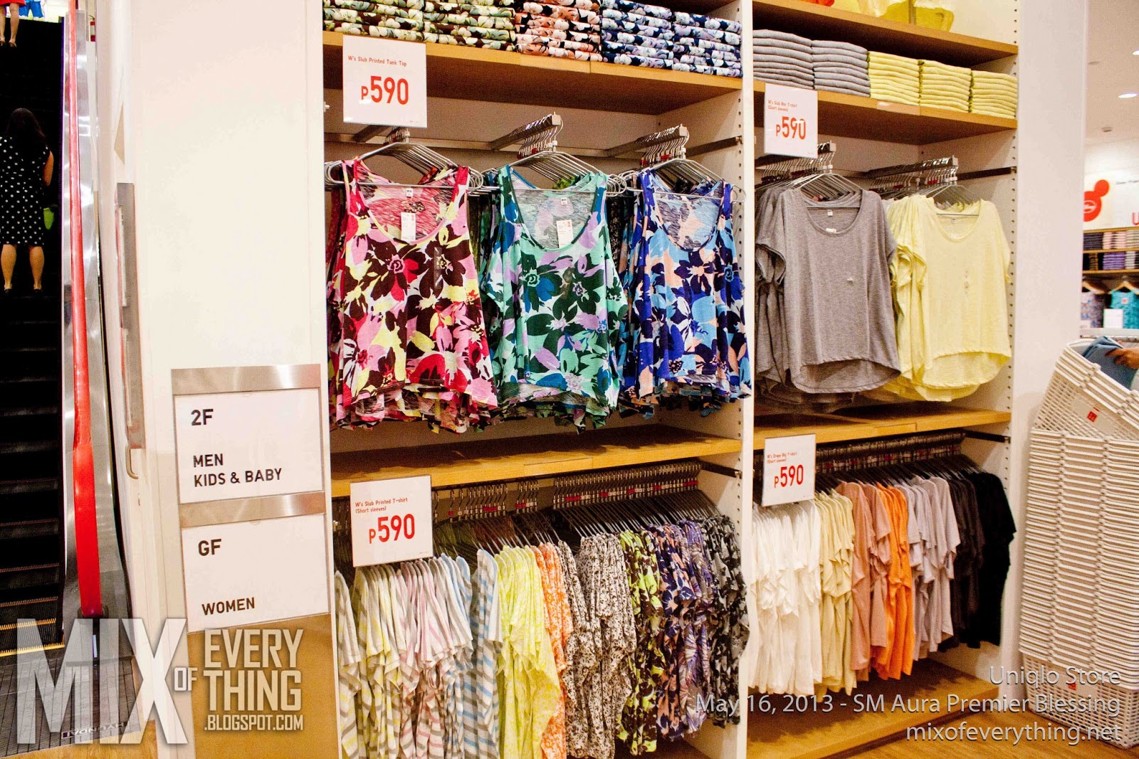 Uniqlo opens thier 3rd store at SM Aura Premier - Blog for Tech & Lifestyle