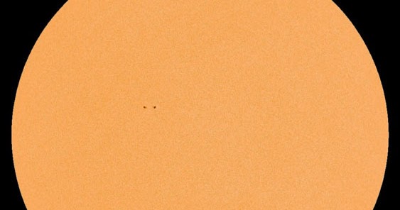 Palmia Observatory: Hey, the SoHO app shows some sunspots on our "quiet ...