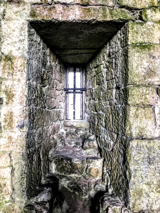 Patrick Comerford: Liscarroll Castle, now in ruins but once the third ...