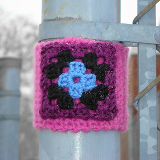 sukigirl~~: Yarn Graffiti, Crochet Style