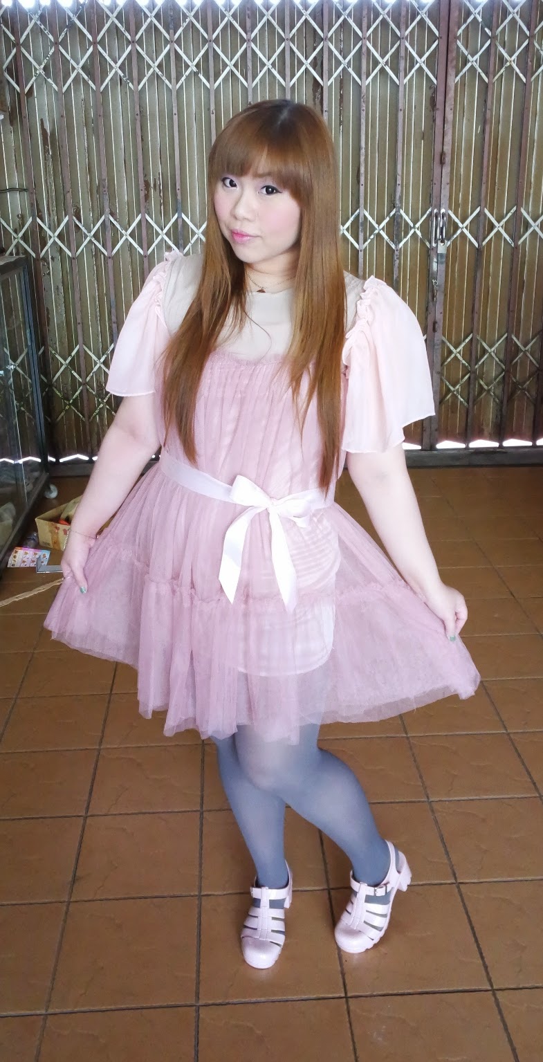 Pretty In Pink - Pink and Undecided