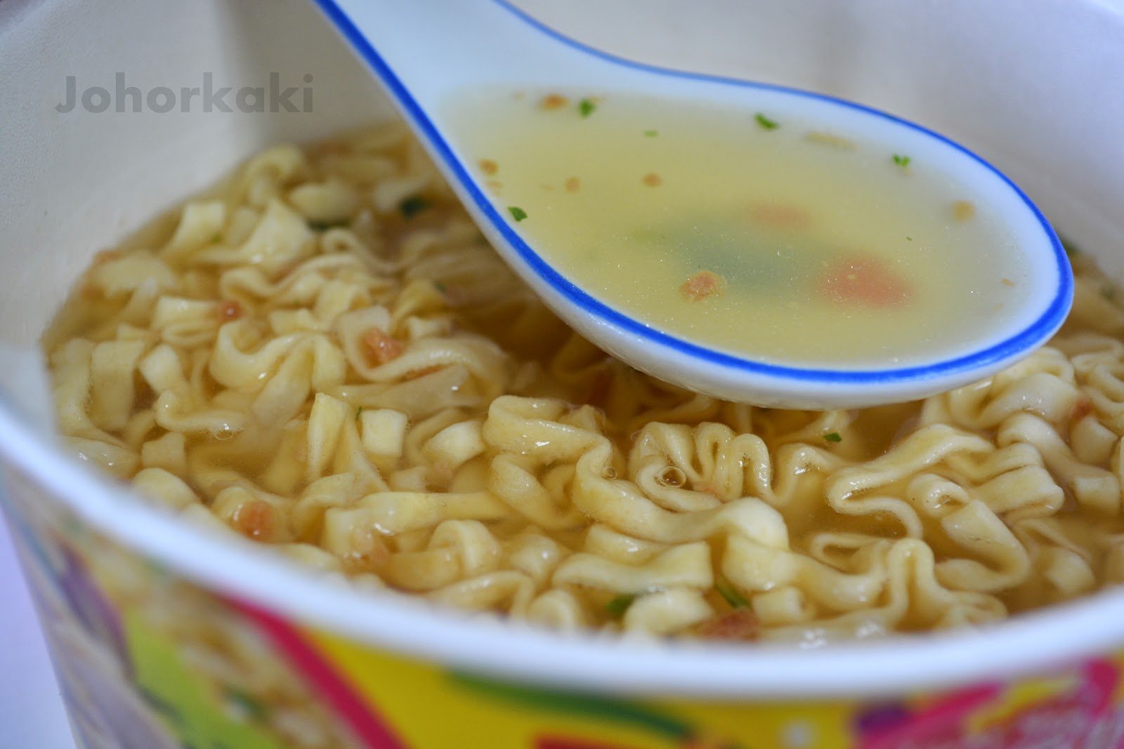 Monde Nissin Lucky Me! Supreme Pinoy Chicken Cup Instant Noodle |Tony ...
