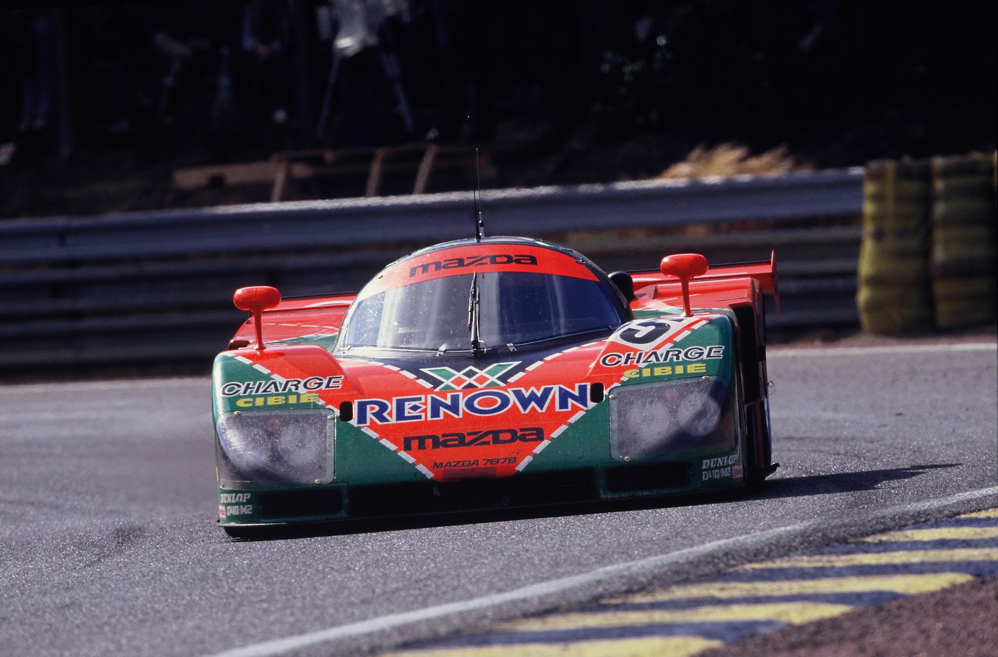 Cómo Mazda ganó hace 30 años las 24 Horas de Le Mans con el Mazda 787B | Valenciacars