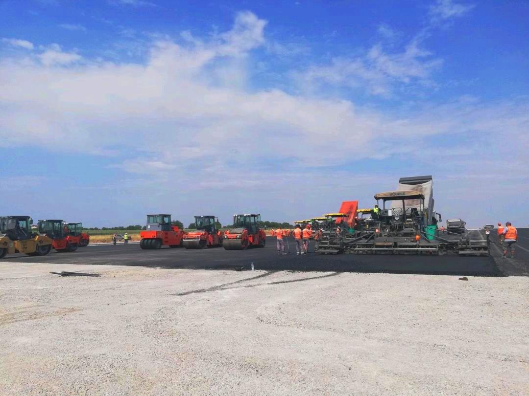 Belgrade Airport begins paving new runway