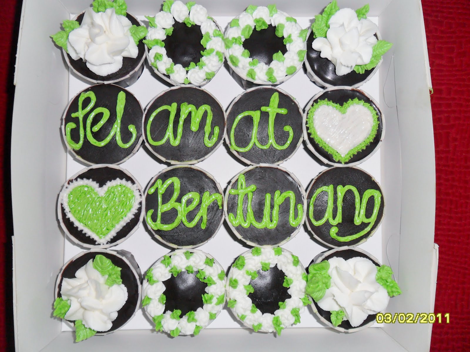 Rose Cupcakes n Chocolates: Cupcakes