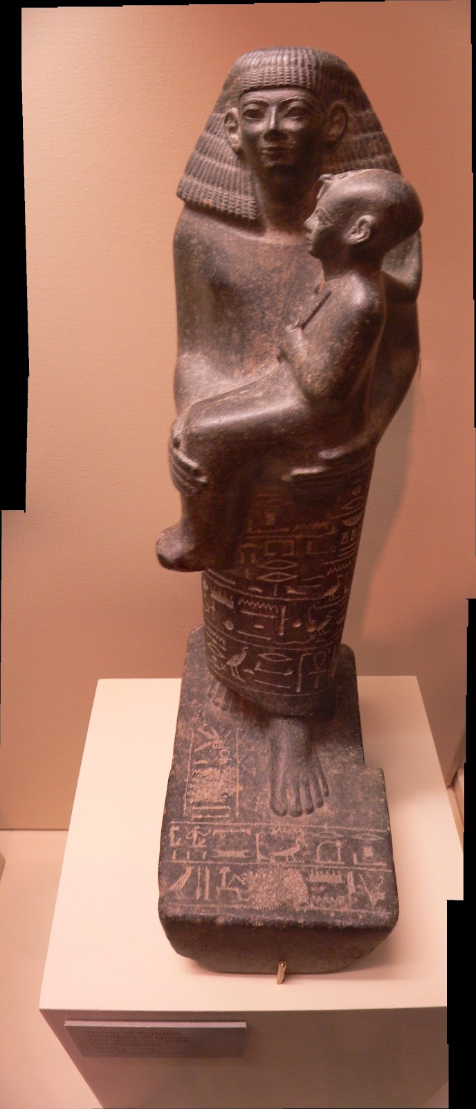 HATSHEPSUT PROJECT: Statue of Senenmut and Neferure - Field Museum ...