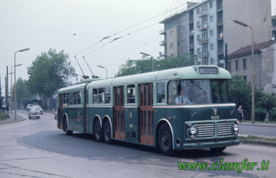 milanoneisecoli: La Filovia Fiat 2472 carrozzata Viberti, il "Vibertone"
