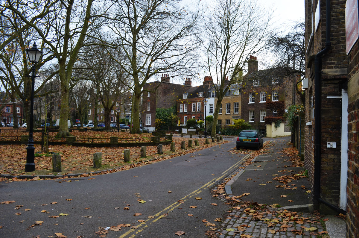 Lando Breaks: Pond Square, Highgate