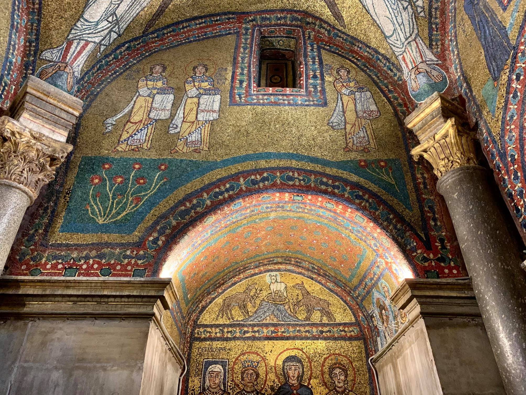 New Liturgical Movement: The Mosaics of the Basilica of St Praxedes
