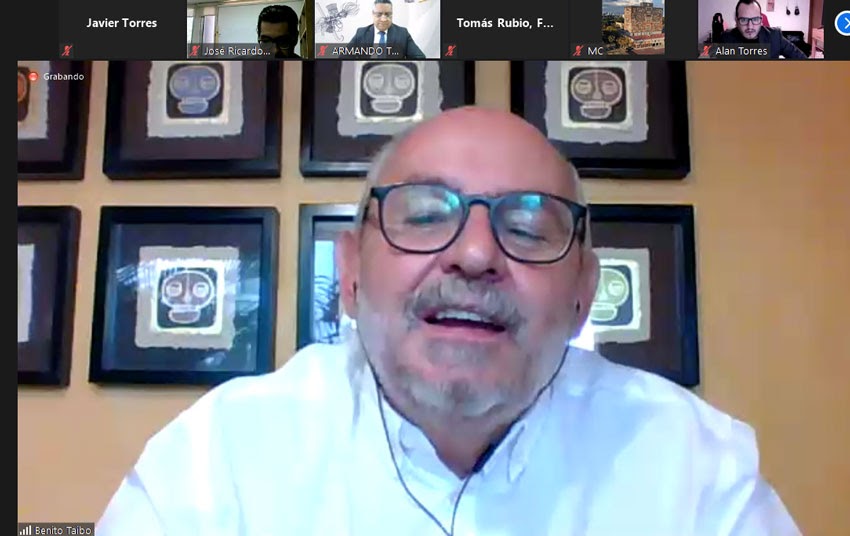 Se debe escribir teniendo una goma de borrar a la mano, dice el ...