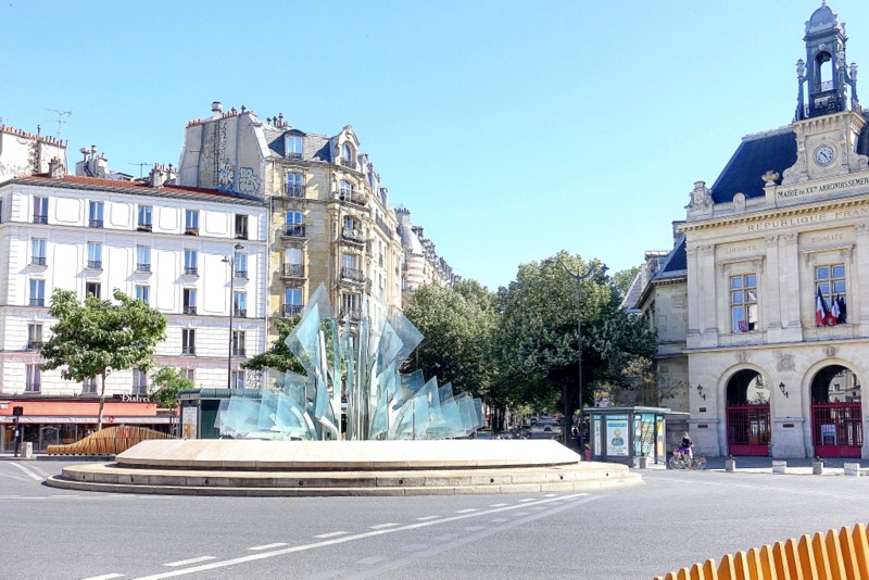 Paris : Fontaine de la place Gambetta - XXème - Paris la douce ...