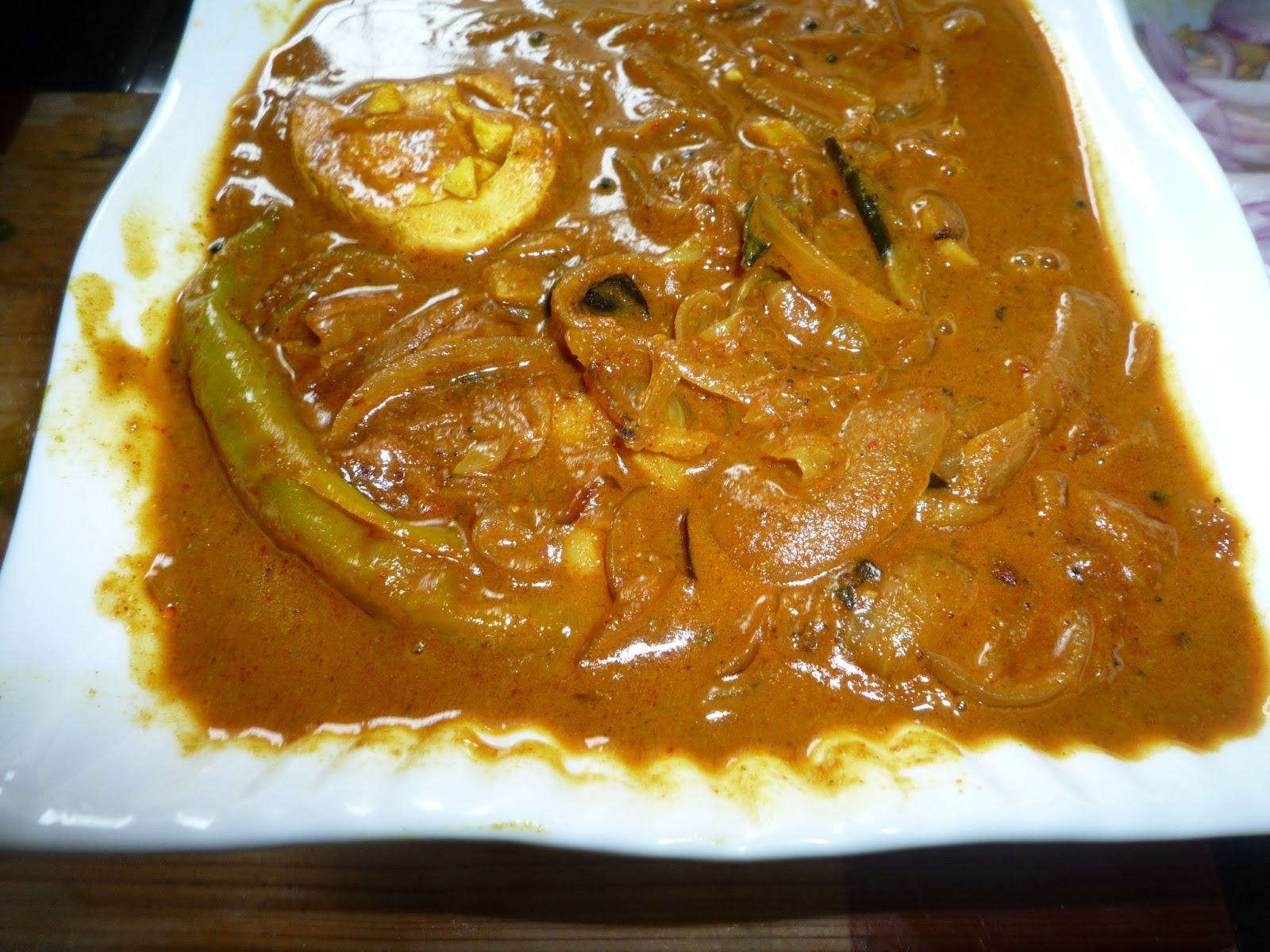 G'Gina's Kitchenette: Easter Recipes - Eggs in Coconut Milk Gravy ...