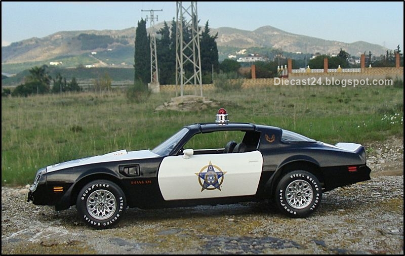 1/24 Diecast miniaturas: PONTIAC FIREBIRD TRANS AM POLICE 1977 1/24 ...