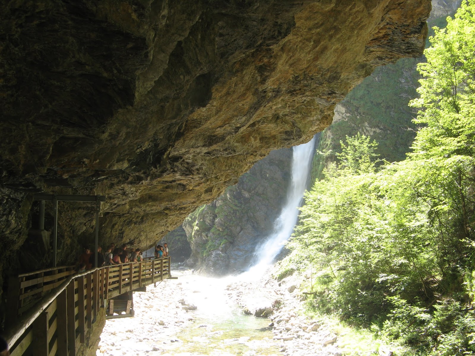 A jen tak mimochodem...: Rakousko: Soutěsky a jeskyně
