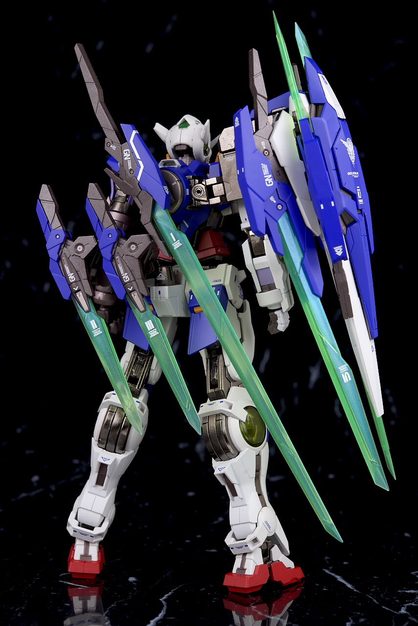 Review of METAL BUILD Gundam Exia Repair IV (Exia R4) Comparing with ...