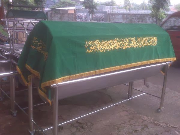 Lantai Rumah Runtuh Apabila Angkat Jenazah | Silang Jari