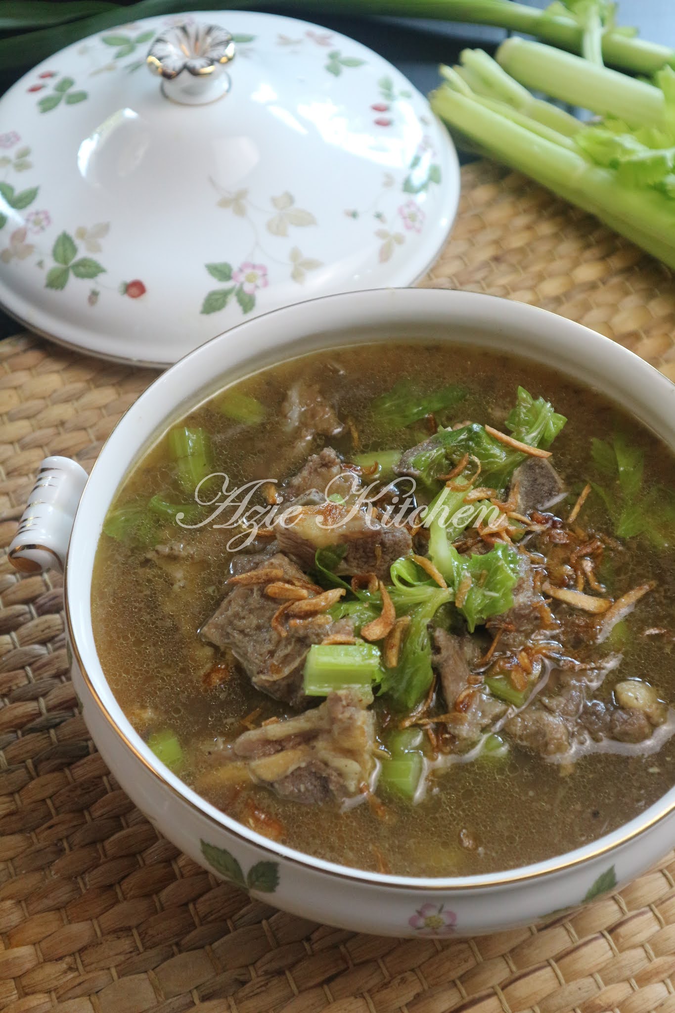 Sup Tulang Berempah - Azie Kitchen