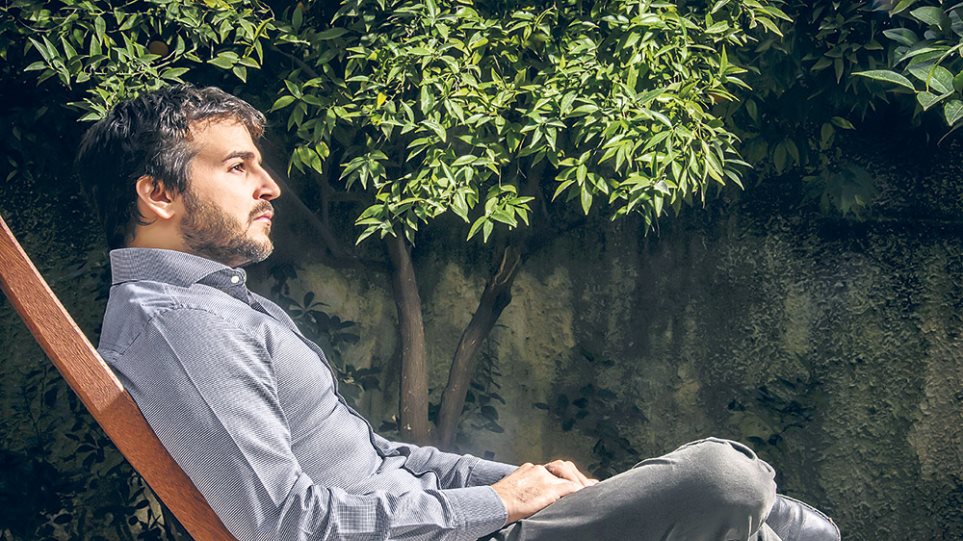 ΕΛΛΑΣ ΑΙΩΝΙΟΝ, ΑΘΑΝΑΤΟΝ,ΑΔΕΣΜΕΥΤΟΝ ΠΝΕΥΜΑ: Οἰκογένεια καί ἐξουσία ἕνας ...