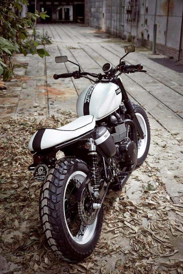 Racing Cafè: Triumph "Great White Bobber" by Rock'n'Ride