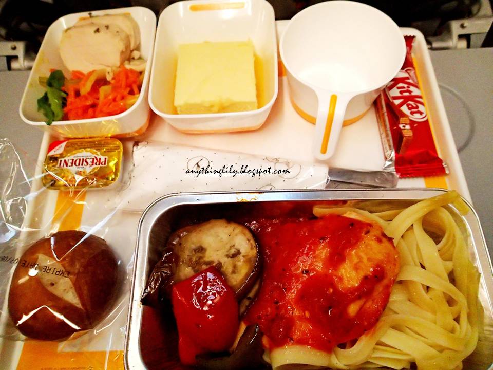 anythinglily: Meals On Board Lufthansa Airline