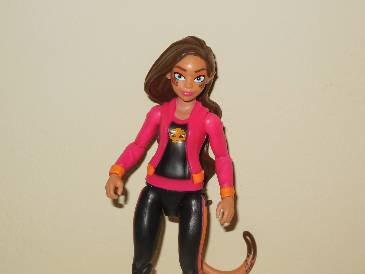 Veni Vidi Dolli: REVIEW: DC Superhero Girls Cheetah Action Figure