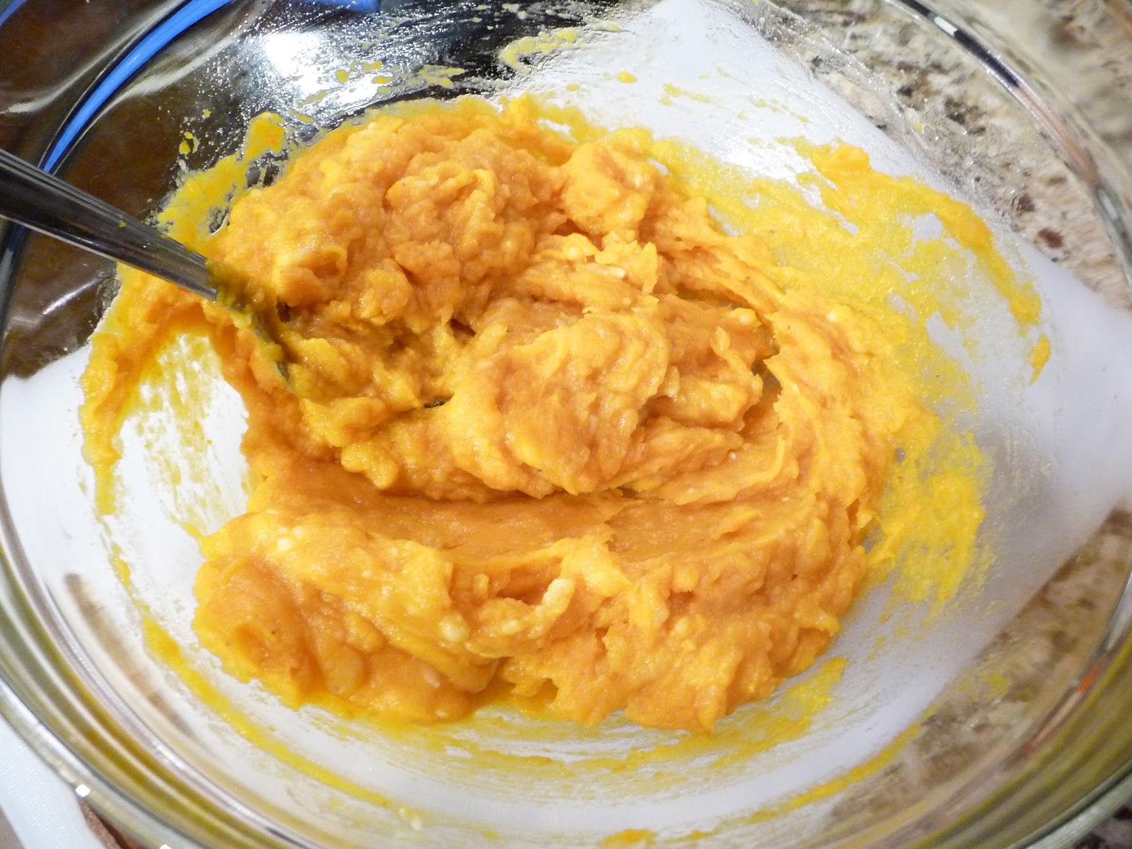 Dabbling in Delicious: Pumpkin Power Bread