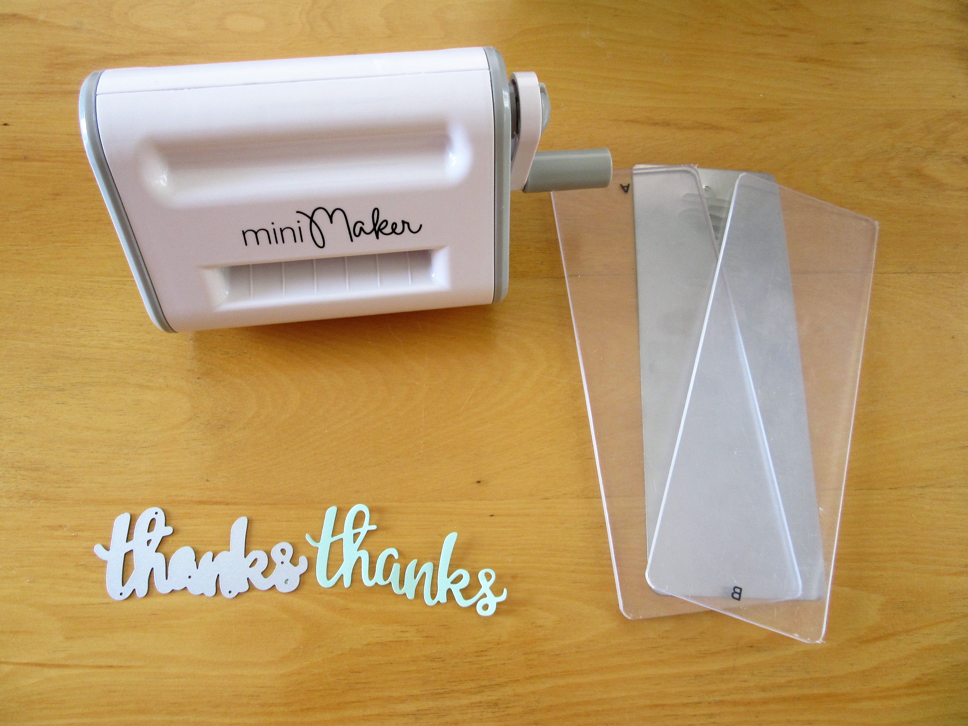 The Nickel Nook: Review of the Mini Maker Machine