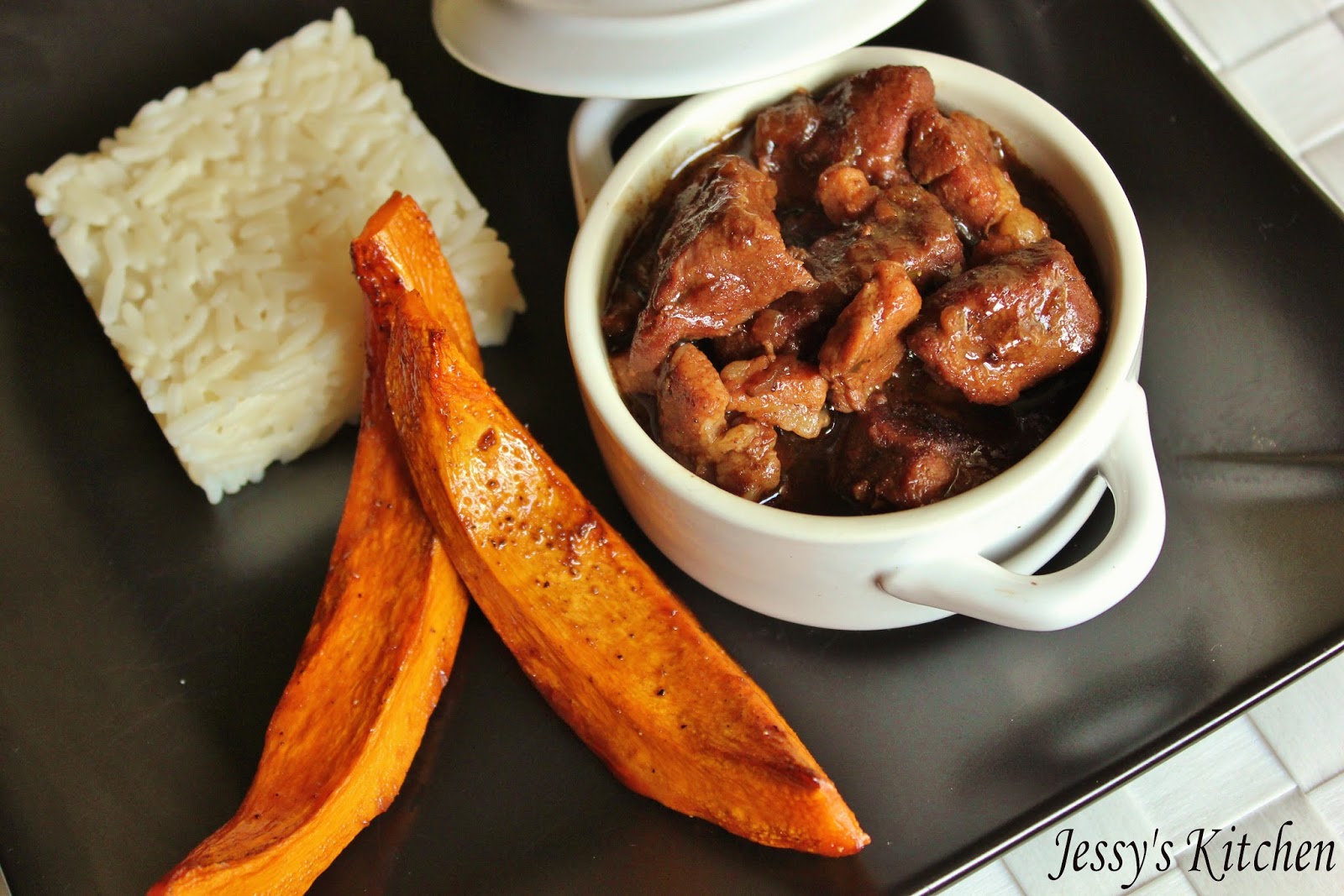 Jessy's Kitchen: Civet de marcassin à l'érable, potimarron grillé