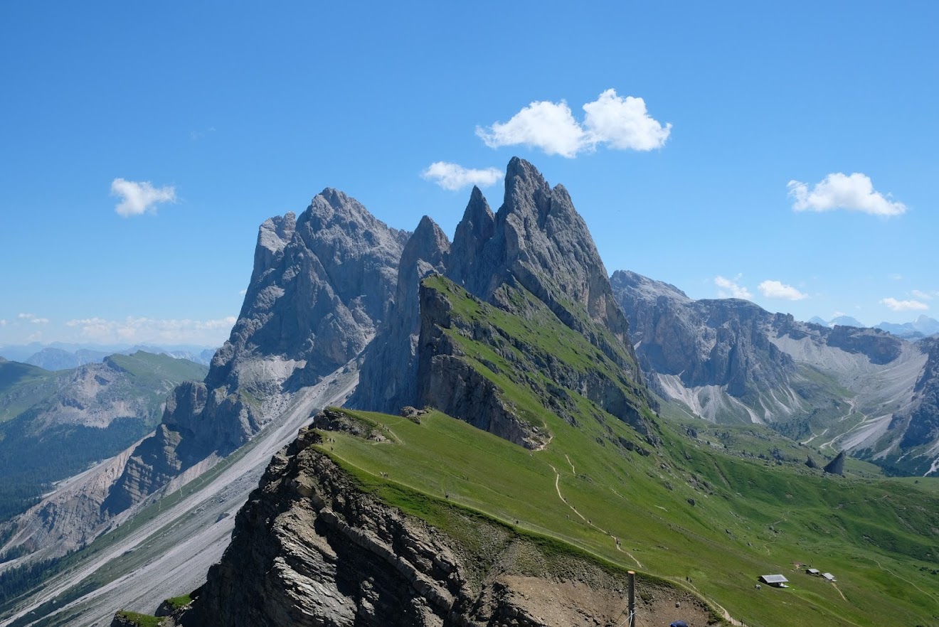 Volpi del Vajolet - Exploring Dolomiti